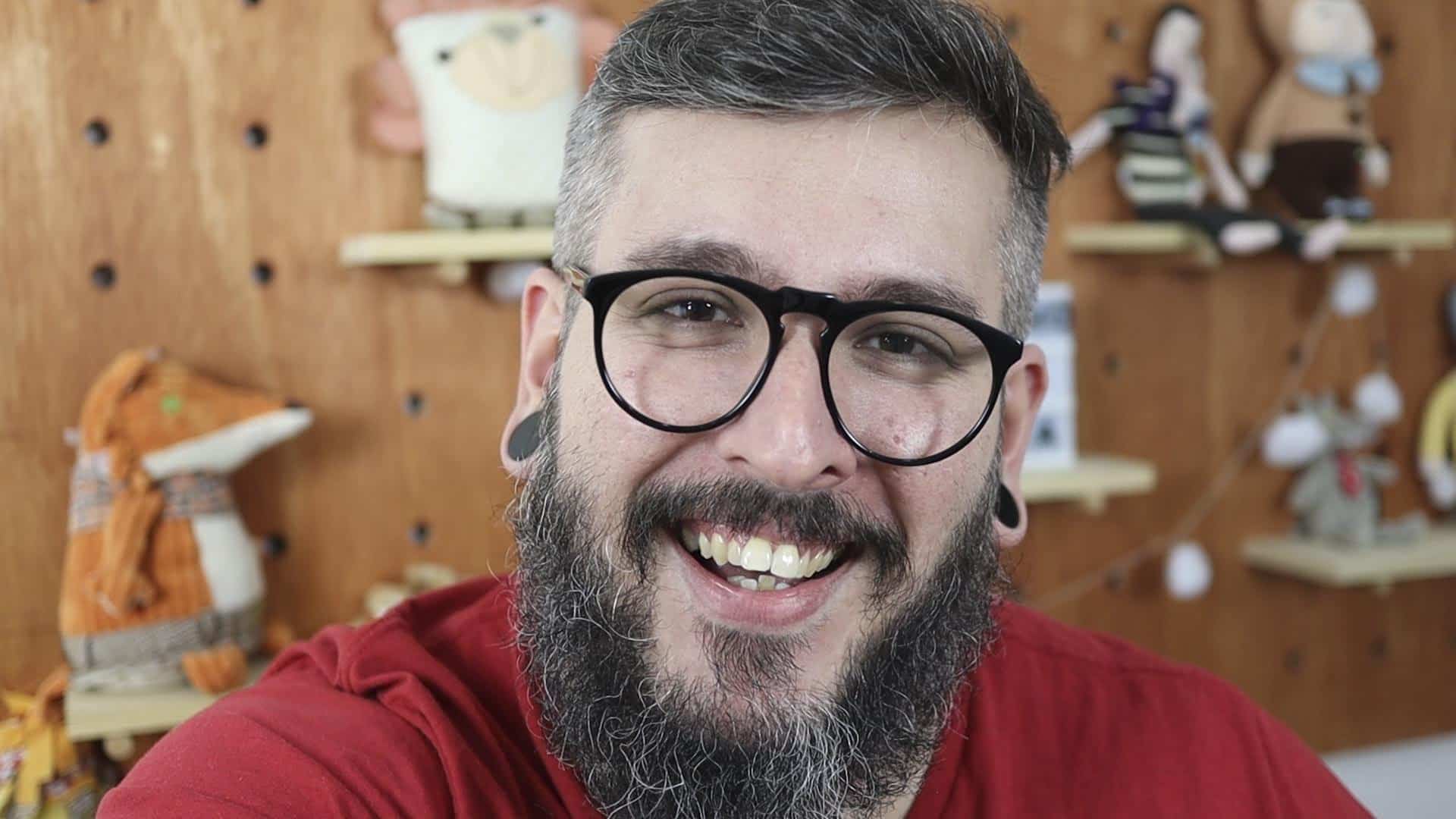 Thiago Queiroz criador do portal Paizinho, Vírgula!
