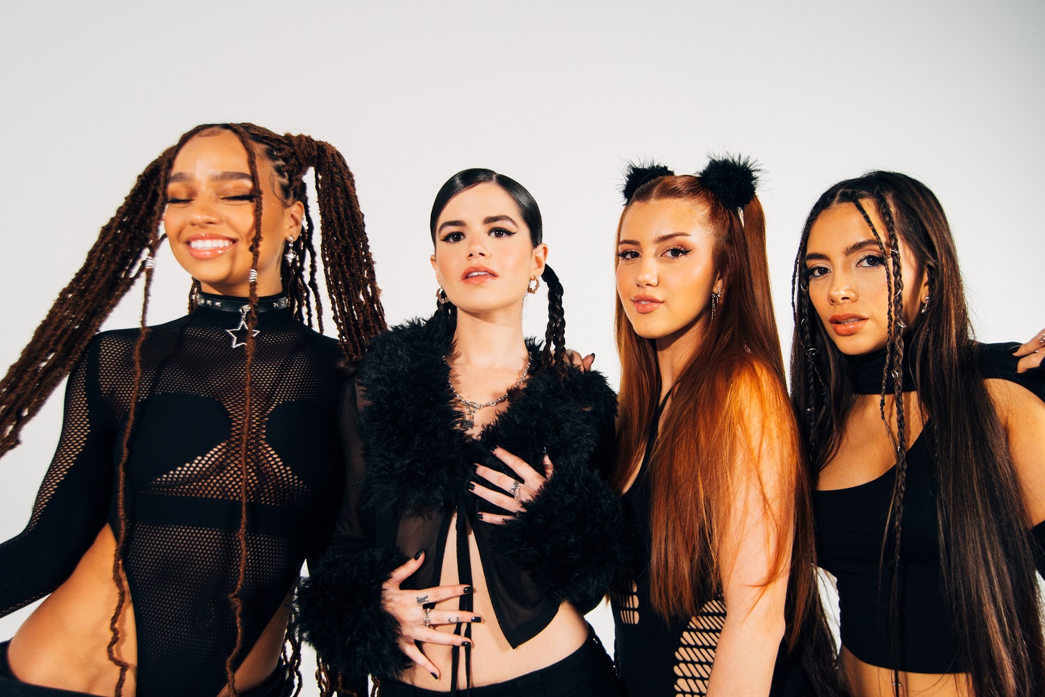 ANGEL22 une trap, pop e reggaeton no clipe “Olvidar” - Cineplaneta